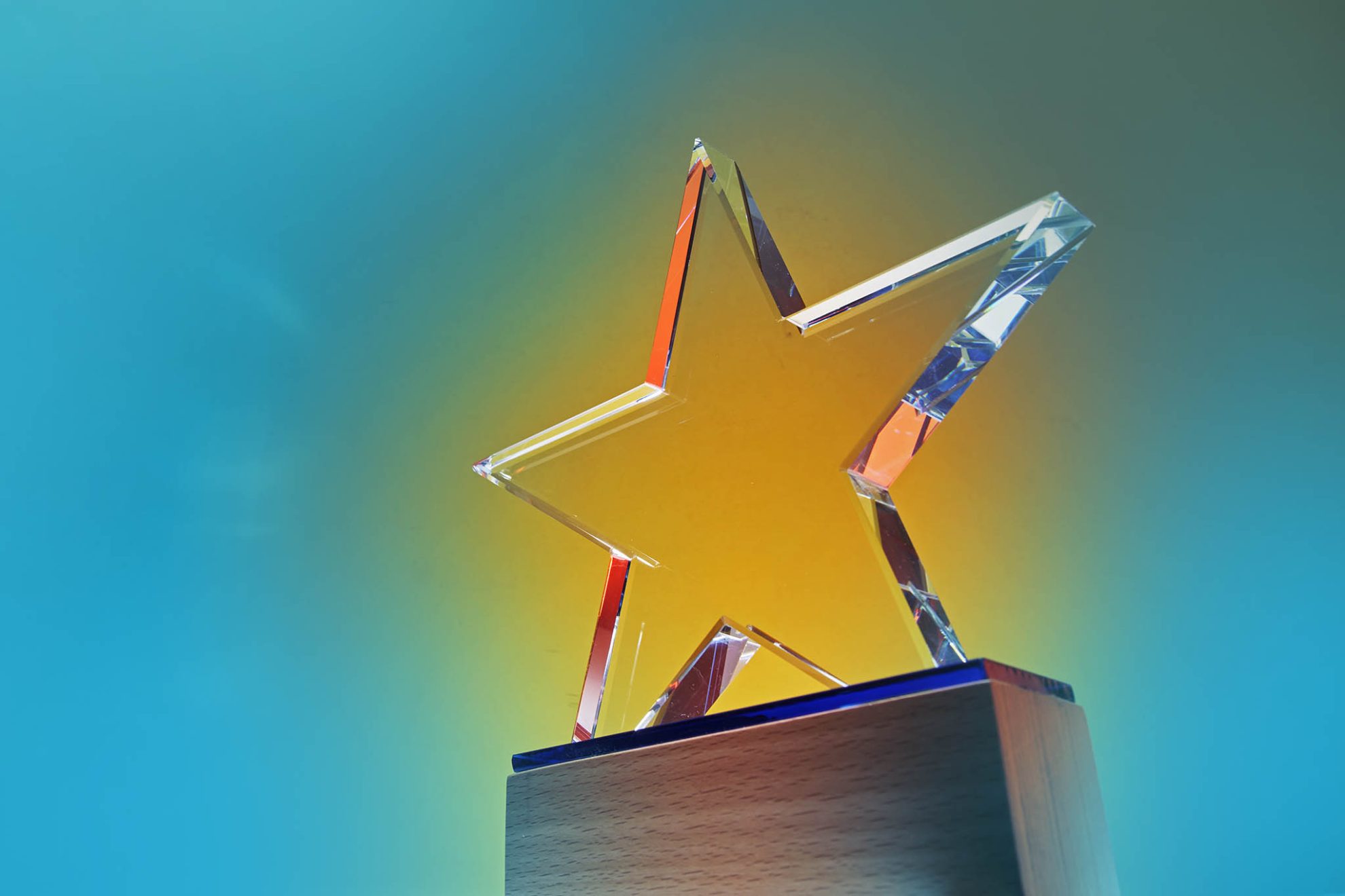 B4B awards Steve for the Above and Beyond Award (UK)! - B4B Payments